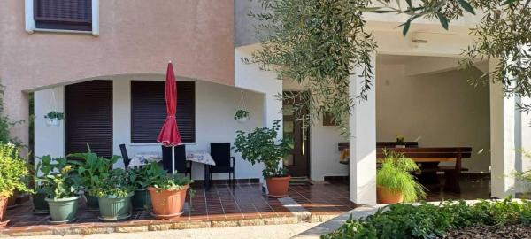Apartments Renovated Cozy Studios - Rab