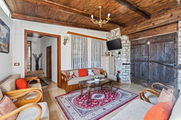 Dhimitri Apartment - Albania