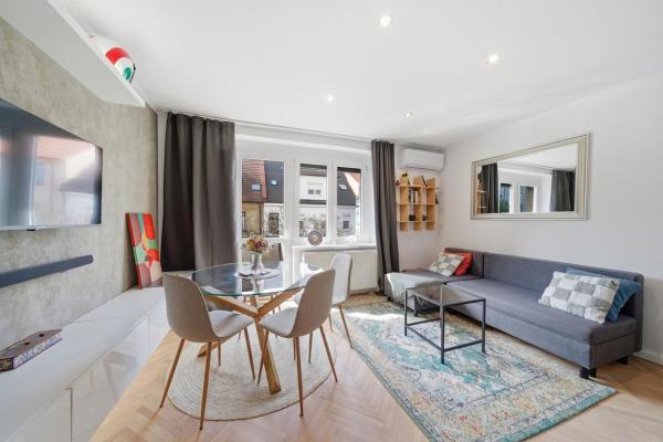 Haban Haus 2br & Balcony Sleeps 8 - Bratislava
