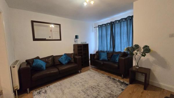 Cosy 3bdr Home With Free Parking In Harrow - Watford