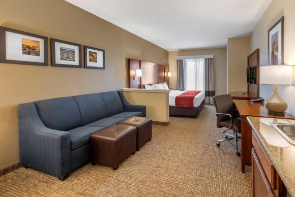 Comfort Suites Barstow Near I-15 - California
