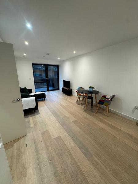 Royal A Wharf - Greenwich