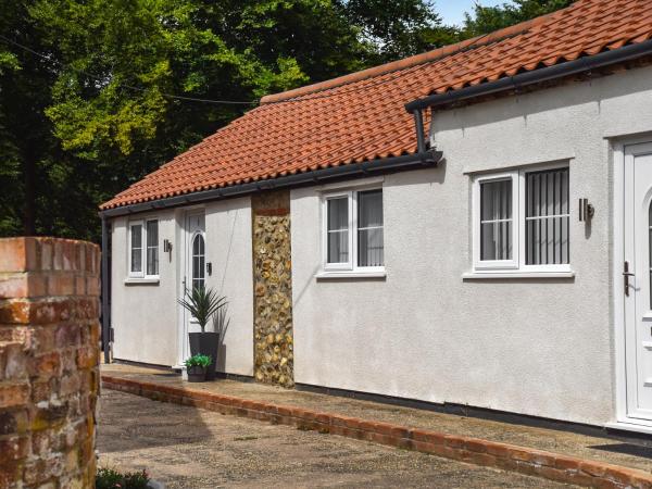 The Ivy Bungalow - Uk50570 - Swaffham