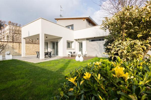 Iseolakerental - Villa Edwige - Brescia