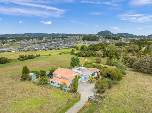 Whangarei Holiday Gardens - Whangārei