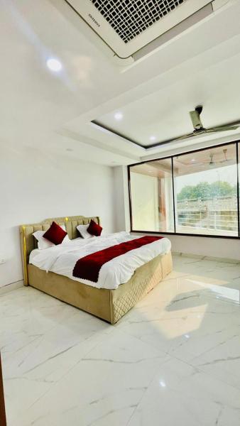 Sai Sansthan Inn - Lucknow