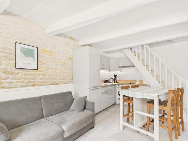 500 M De La Plage, Studio Pour 4 En Plein Centre - La Flotte