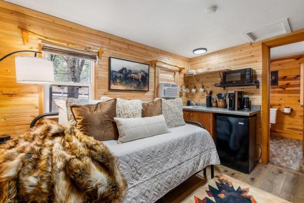 Prairie Sky Retreat- Cabin Near Keystone - Hill City, SD