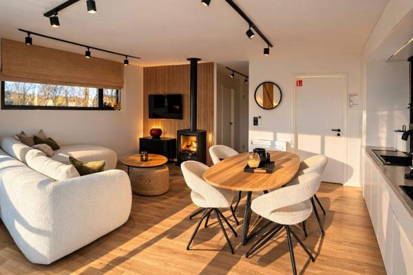 Nature Lake Village – Villa Ephélia N°29 – 4 Personnes Avec Jacuzzi - Butgenbach