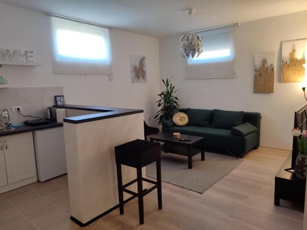 Apartman Centar Surcin 2 - Aéroport de Belgrade Nikola Tesla (BEG)