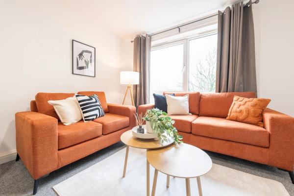 Spacious 3br Apt Guests 6 Parking Central Leeds - Leeds