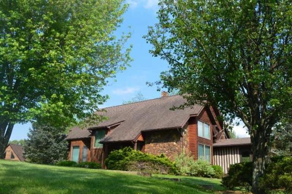 Luxury Cabin #21 With Hot Tub And Jacuzzi On Patoka Lake In Southern Indiana - Indiana