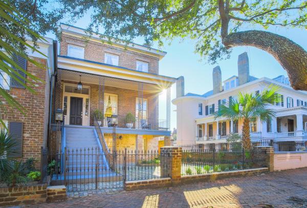 The Gaston Estate By Lucky Savannah - Savannah, GA