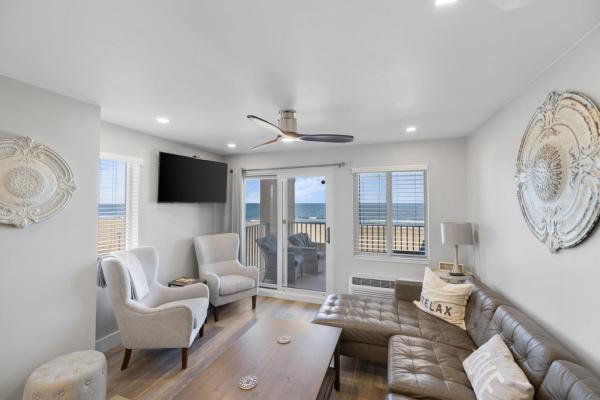 Oceanfront Beach Condo, Pool, Gym, Fishing Surfing - Motor World, Virginia Beach