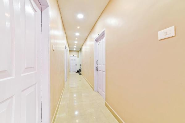 Hotel O Poddar Inn - Guwahati