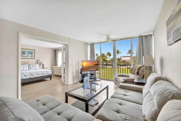 Stunning 1 Bedroom At Ocean Village - Fort Pierce, FL