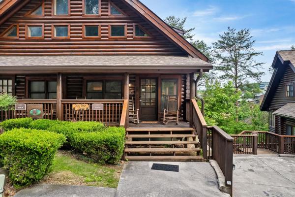 2mils Dollywood Cabin Sl6 Hot Tub Bbq - Sevierville, TN