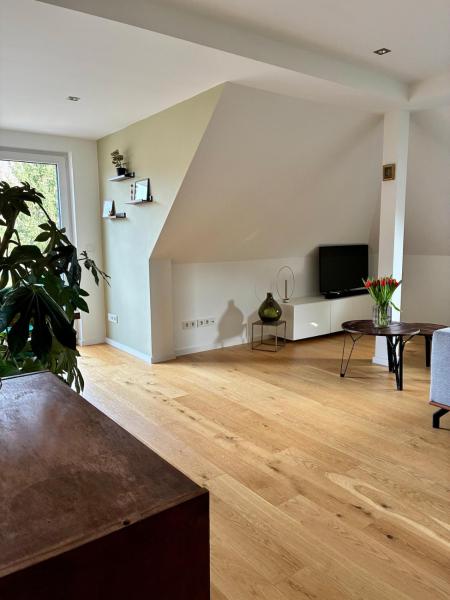 Modern Apartment With Balcony & View Near Dresden - Freital