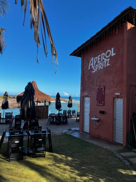 Chalé Pé Na Areia 027, Restaurante, Bar E Entretenimento Tudo Em Um Só Lugar - Guarapari