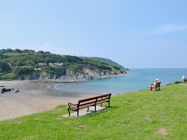 Ty Cornel - Aberporth