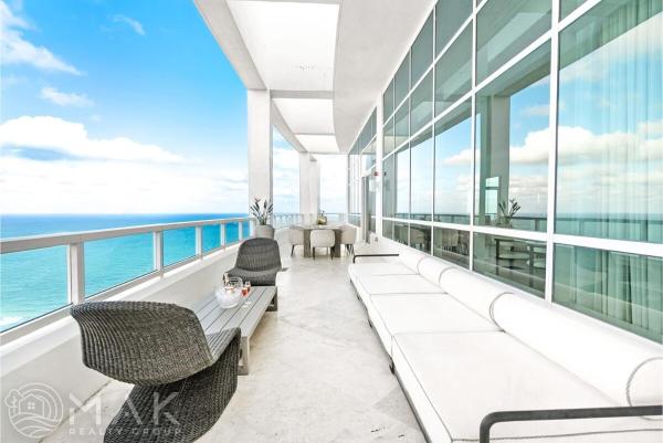Fontainebleau Penthouse The Pinnacle Of Luxury - Miami Beach, FL