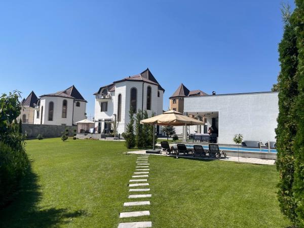 Fabulous Villa In Yerevan. - 예레반