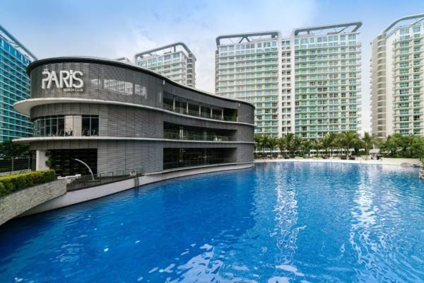 Azure Urban Resort A16 Wavepool Near Airport - Parañaque