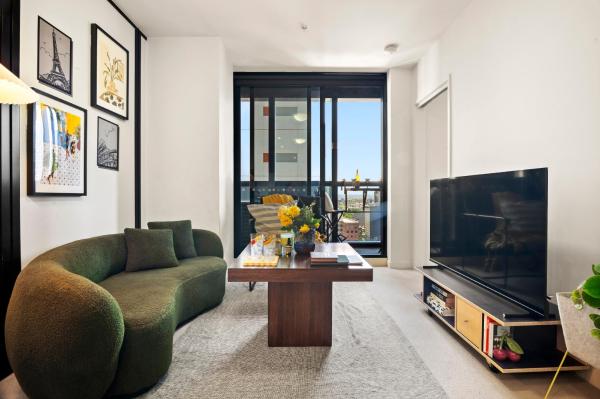 Soco Cityview 2br Apt W Free Parking Pool Gym Sauna - On Collins St Near Crown - Kensington