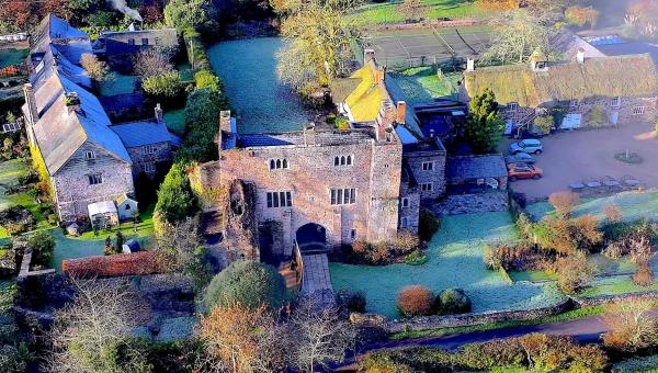 Bickleigh Castle - A Majestic Devon Estate For Exclusive Gatherings - Tiverton Castle