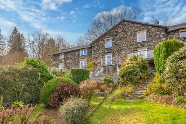 Tanderra Coniston - Coniston