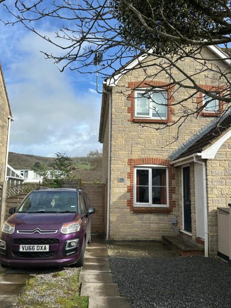 The Garden Haven - Cheddar