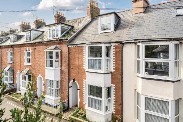 10 Riverside Three Bed House Sleeps Six Only 235m To The Beach - Devon