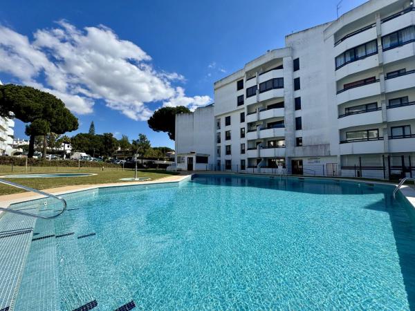 Vilamoura Charming 2 With Pool By Homing - Vilamoura
