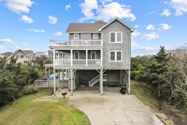 7219 - C-waves - Outer Banks, NC