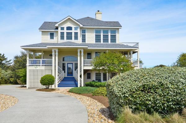 2304 - High Spirits - Corolla, NC