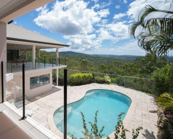 Luxury 6br Hinterland Retreat With Pool And Scenic View - Gold Coast