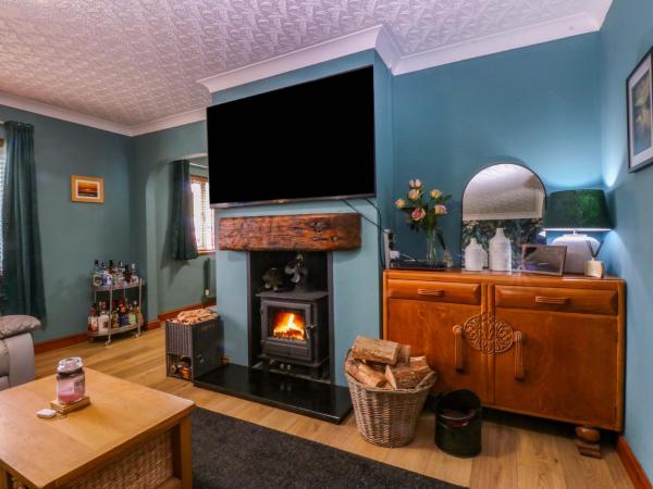 36 Cae Rhos - Holyhead