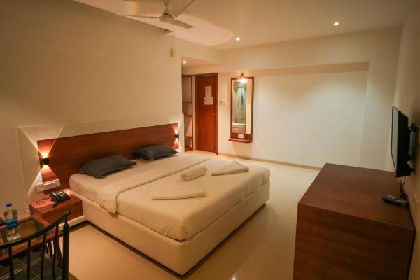 Hotel Blue Lotus Residences - Mahabaleshwar