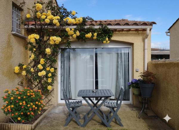 Aux Portes De La Camargue - Nîmes