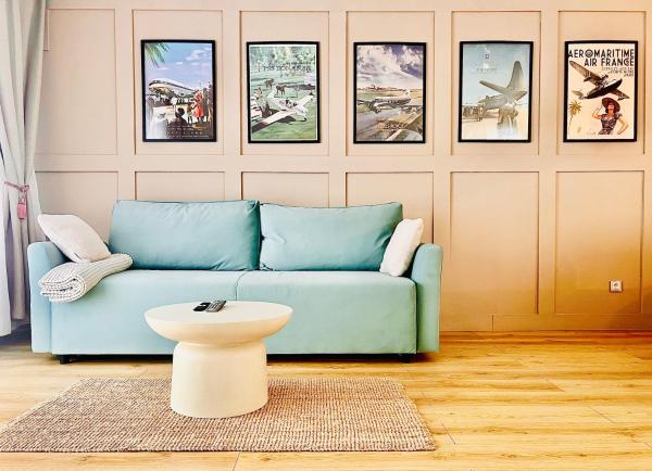 Otopeni Airport Apartment - King Bed - Free Shuttle Included Near Therme - Bucharest Henri Coandă Airport (OTP)