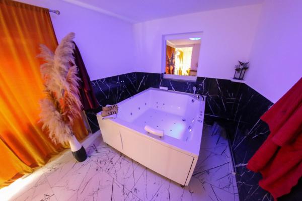 Hedonist Spa Jacuzzi Centar Free Private Parking - Sarajevo