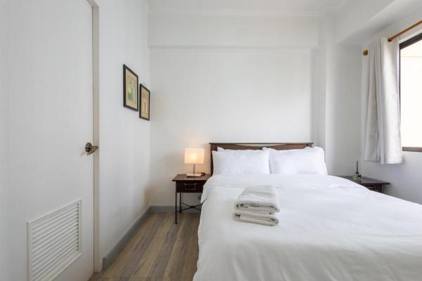 Cozy Forbeswood Heights Pad Near St Lukes - Taguig