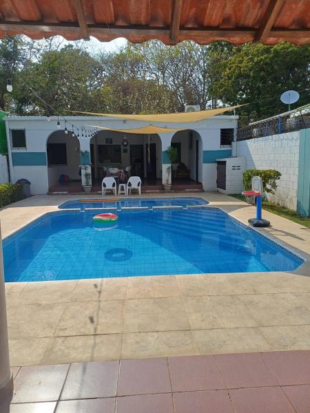 Casa Los Rosales In Surf City - El Salvador