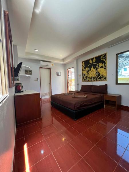 Ban Elephant Blanc Bungalow - Karon Beach