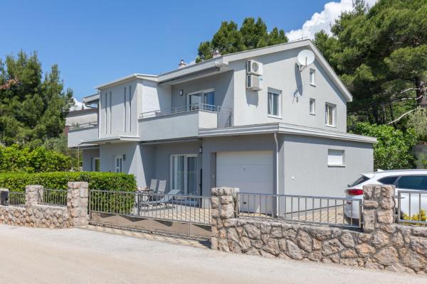 Sea & Stone Apartment No 1 In Starigrad - Starigrad