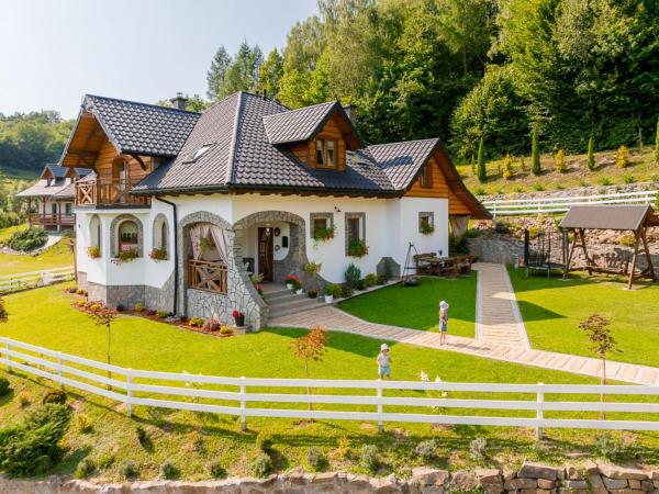 Leśny Zakątek - Noclegi W Bieszczadach - Solina
