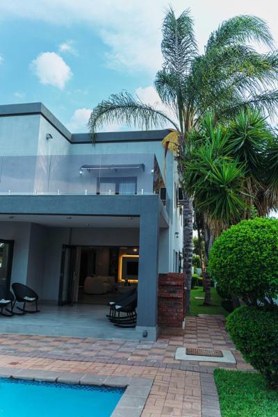 Tlou Luxe Stay - Botsvana