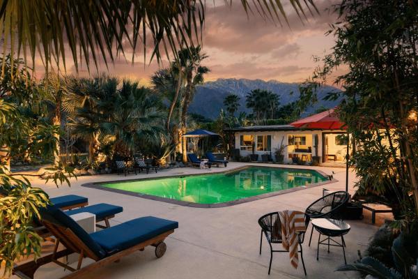 Monkey Manor - Pool Sauna Mtn Views Lush Garden - Palm Springs