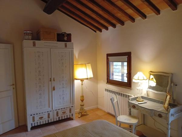 Three Owls On The Dresser - San Gimignano