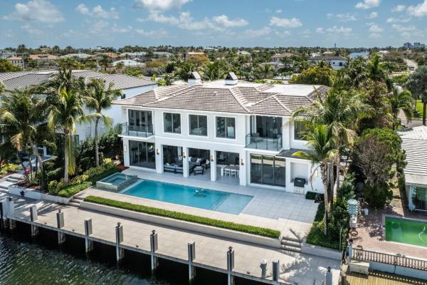 Waterfront Luxury Estate With Private Dock Lighthouse Point - Boca Raton, FL